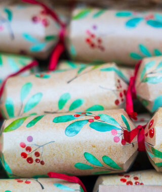 How to wrap Christmas gifts I Home Style I Damart